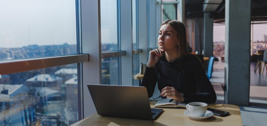 10 Key Benefits of Natural light at Workplace: It Increases your Short ...